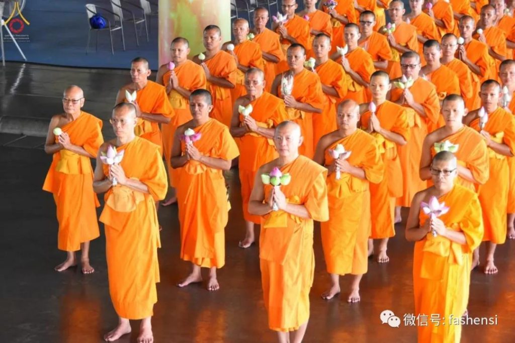 The wonderful moment at Wat Phra Dhammakaya Thailand – in accumulate ...