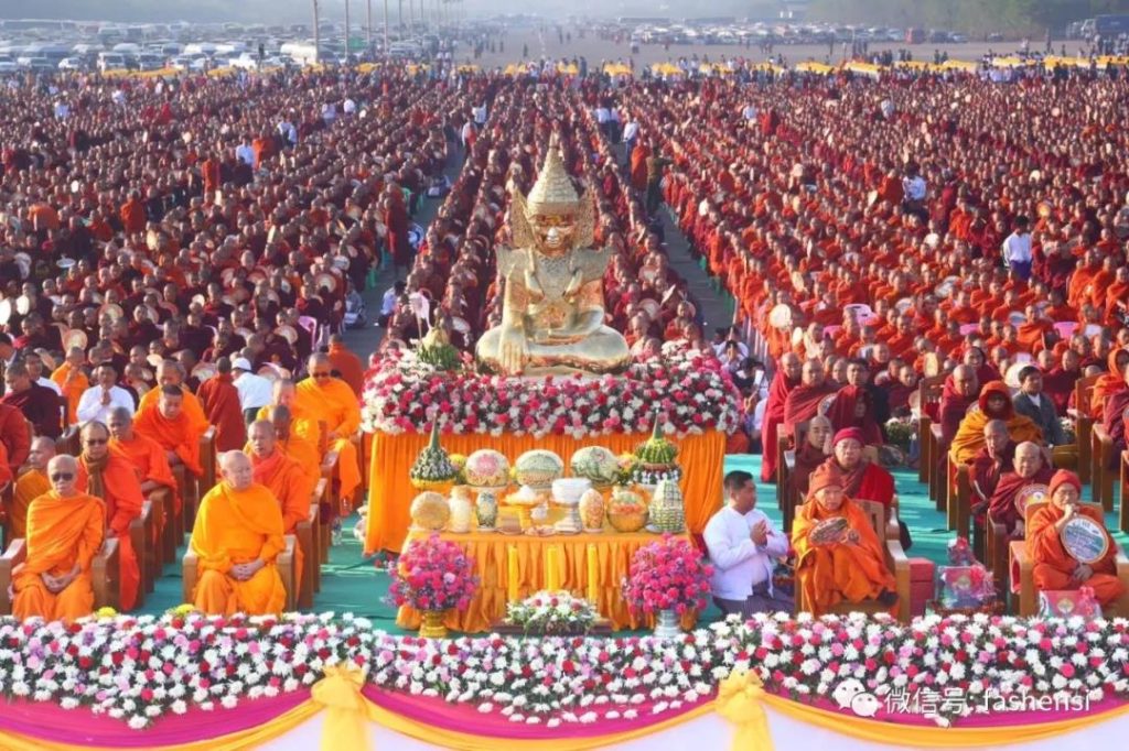 Dhamma News: Myanmar & Thailand 30,000 monks Grand Alms Offering ...