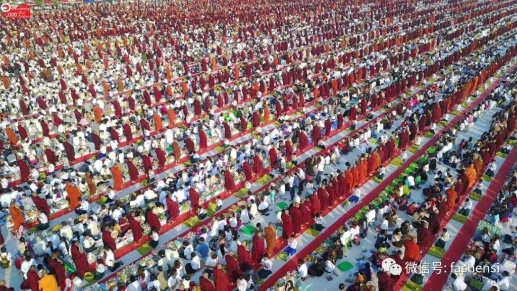 Dhamma News: Myanmar & Thailand 30,000 monks Grand Alms Offering ...